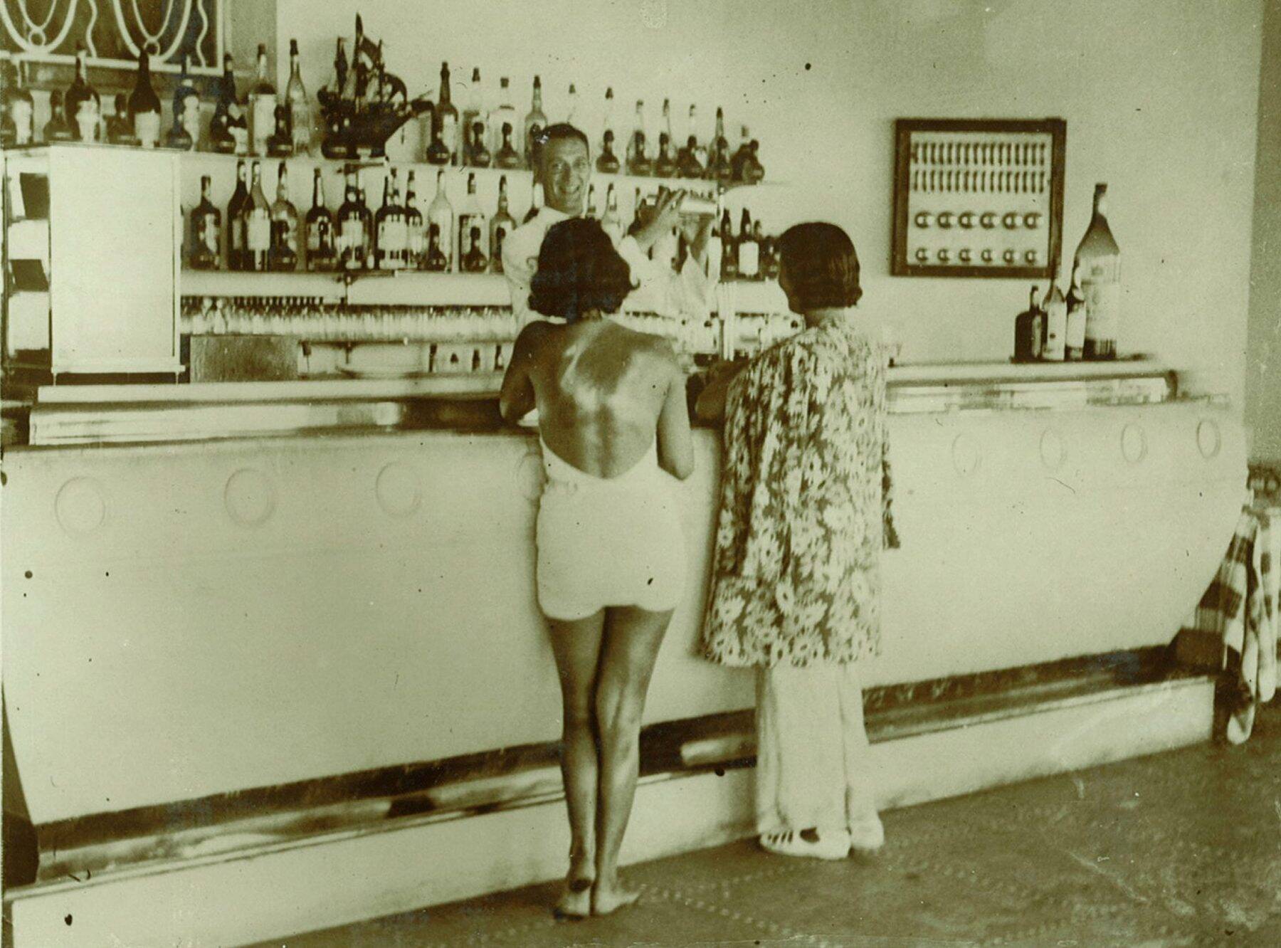 150 Years of Glamour: Hotel du Cap-Eden-Roc | History of French Riviera